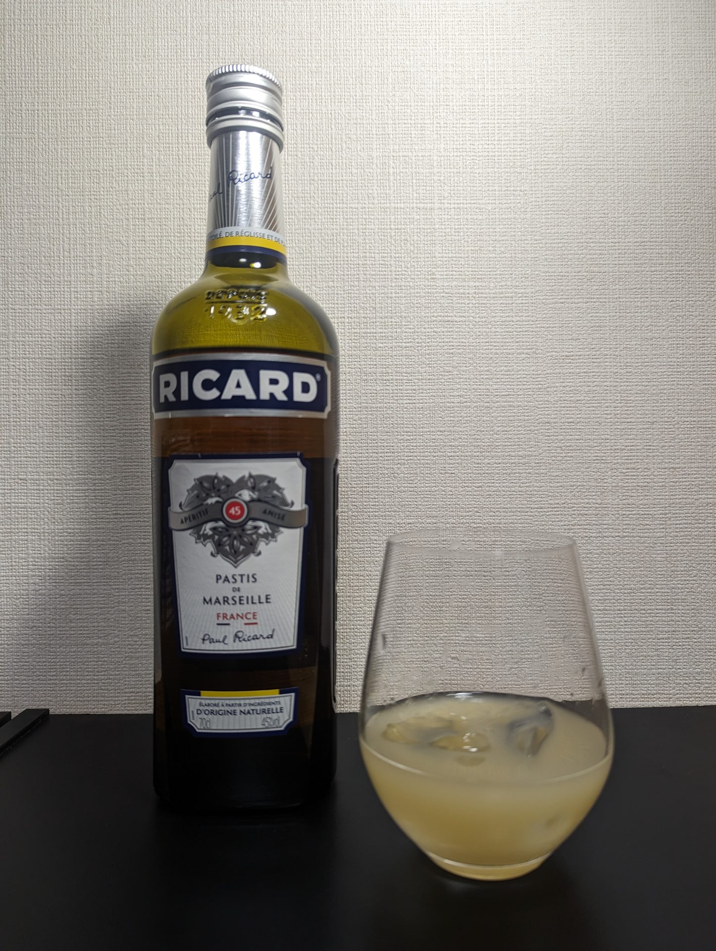 マズイってホント？フランスのお酒｜リカール [パスティス]を飲んでみた！｜Ricard Pastis - ウィスキー物語